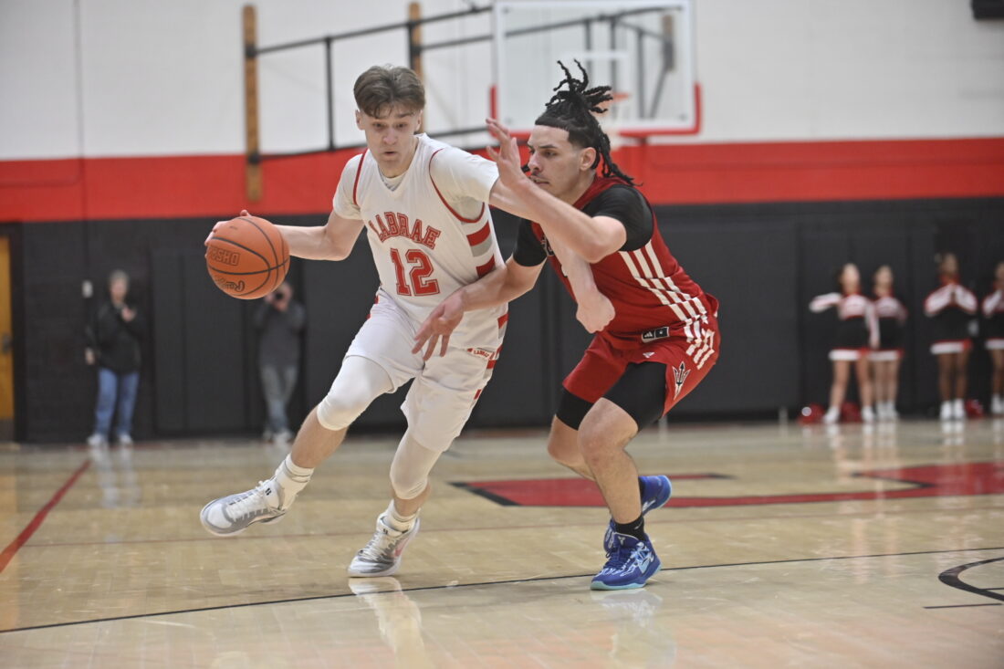 LaBrae topped in district title thriller | News, Sports, Jobs - Tribune ...